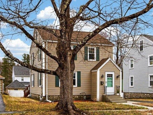 house with 3 bedroom, Worcester MA ES104810388