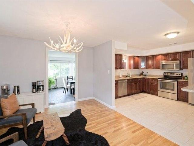 house with 3 bedroom, Worcester MA ES104848839
