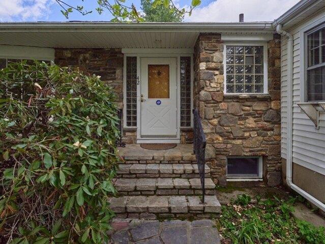 house with 3 bedroom, Worcester MA ES104850200