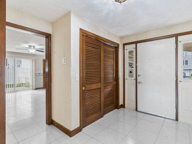 house with 3 bedroom, Worcester MA ES104853632