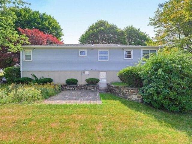 house with 3 bedroom, Worcester MA ES104994755