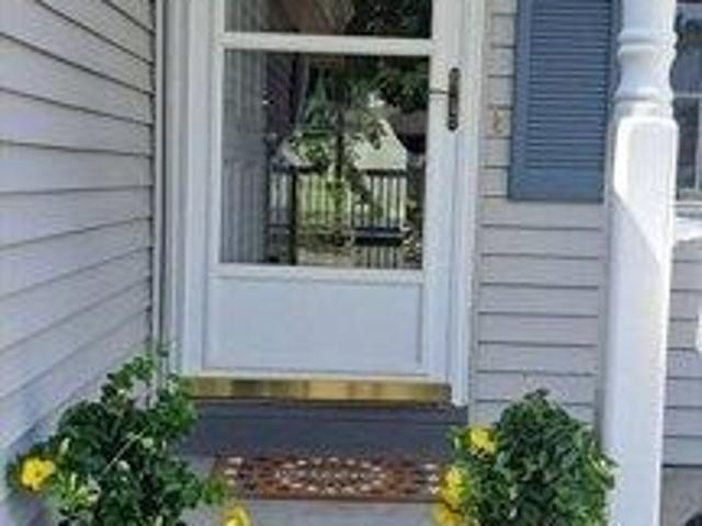 house with 3 bedroom, Worcester MA ES104076892