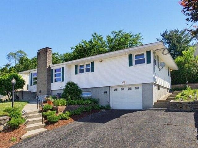 house with 3 bedroom, Worcester MA ES104153031