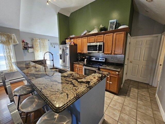 house with 3 bedroom, Worcester MA ES105041367
