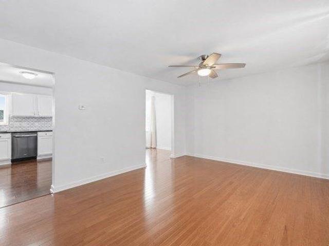 house with 3 bedroom, Worcester MA ES105059671