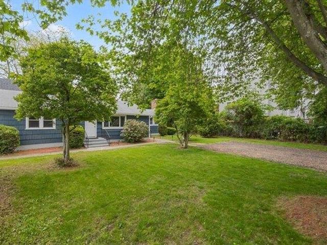 house with 3 bedroom, Worcester MA ES105080908