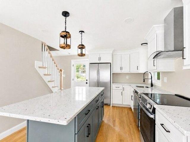 house with 3 bedroom, Worcester MA ES105112838