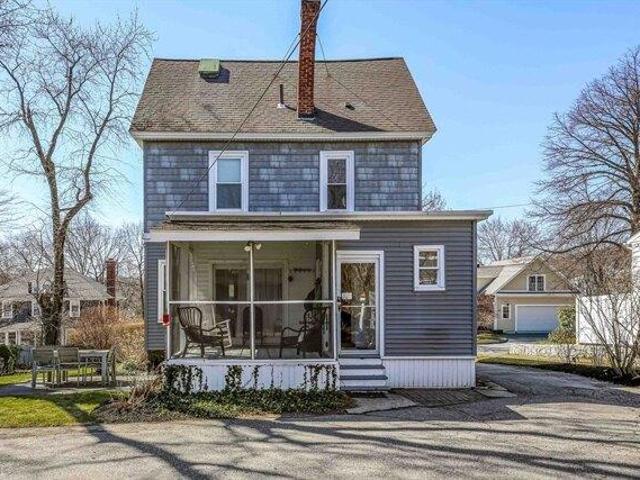 house with 3 bedroom, Worcester MA ES105159805