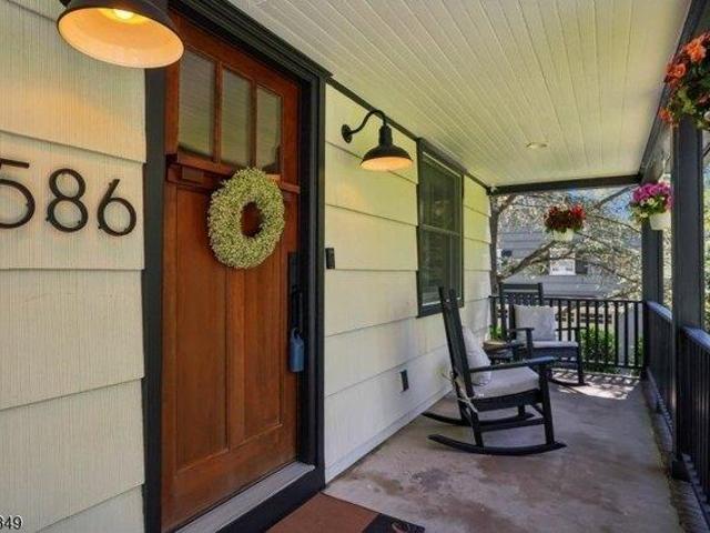 house with 3 bedroom, Wyckoff NJ DLS102256786