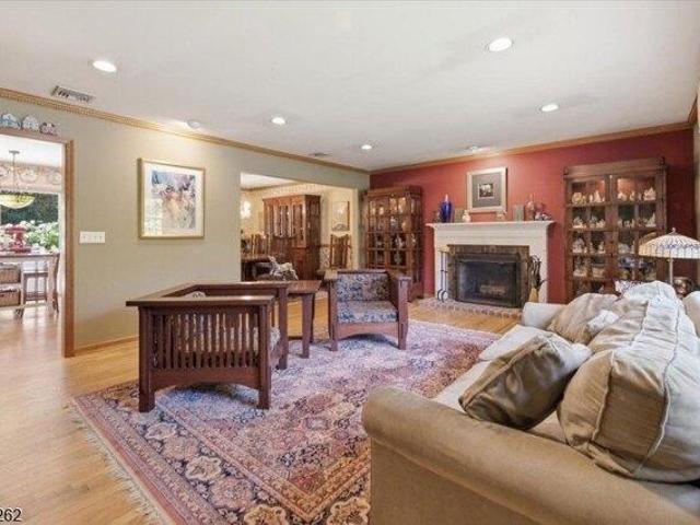house with 3 bedroom, Wyckoff NJ ES105141963