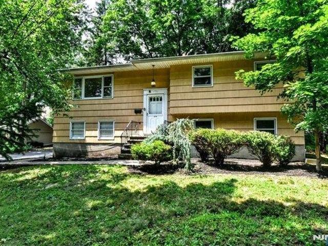 house with 3 bedroom, Wyckoff NJ ES105232962