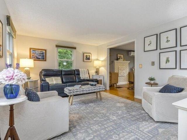 house with 3 bedroom, Yarmouth ME DS104329428
