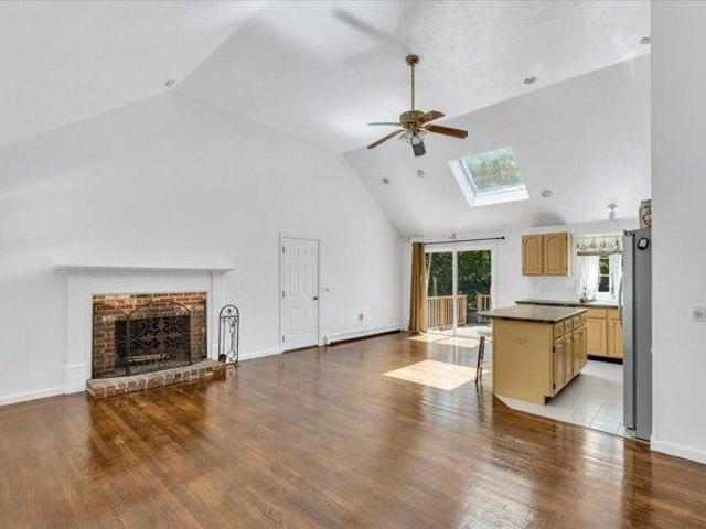 house with 3 bedroom, Yarmouth Port MA ES104044825