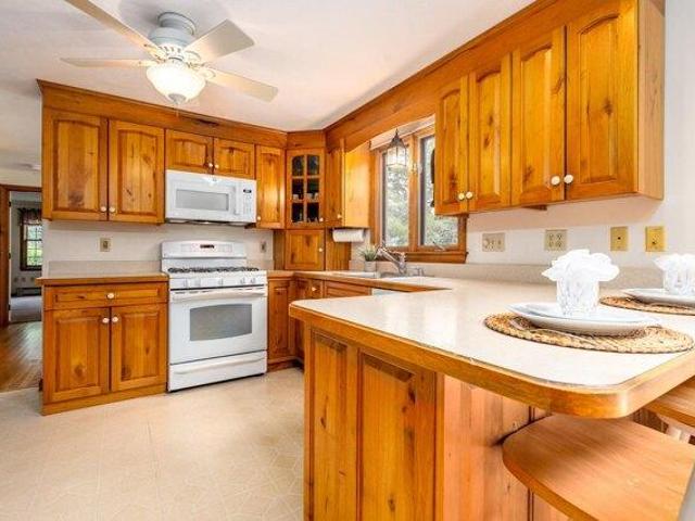 house with 3 bedroom, Yarmouth Port MA ES103035405