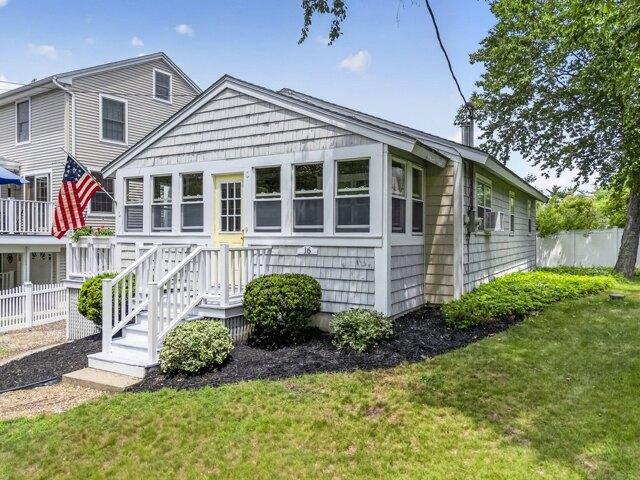 house with 3 bedroom, York ME DS104076275