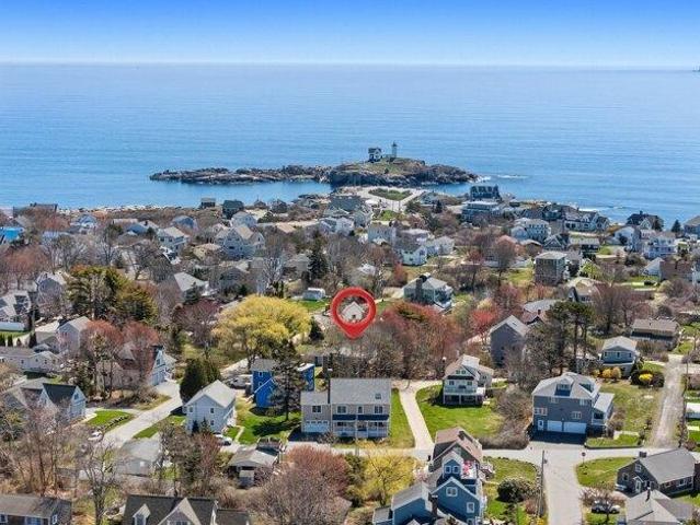 house with 3 bedroom, York ME DS102446130