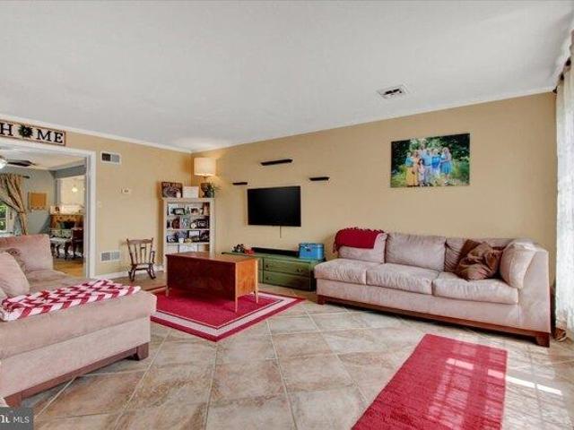 house with 3 bedroom, York PA DS103622307