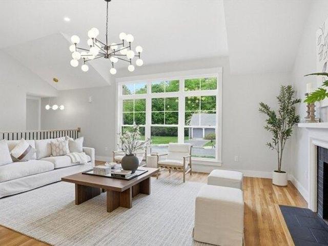 house with 3 bedroom, Acton MA ES102922355