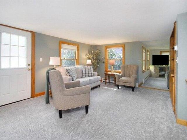 house with 3 bedroom, Acton MA ES103097624