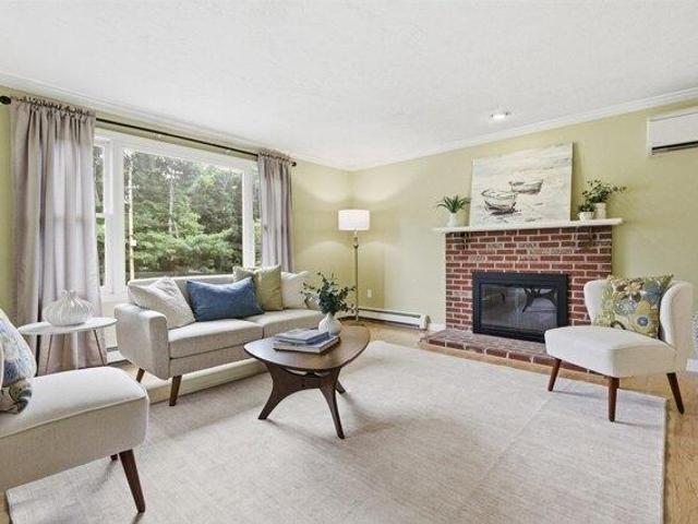 house with 3 bedroom, Acton MA ES104790059