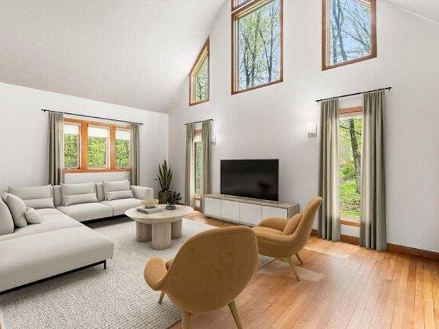 house with 3 bedroom, Acton MA ES105093493