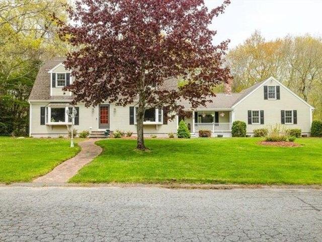 house with 3 bedroom, Acushnet MA DS102593294