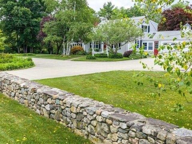 house with 3 bedroom, Acushnet MA DS103930793