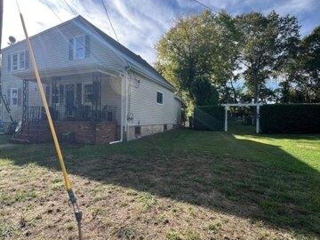 house with 3 bedroom, Acushnet MA ES103101900