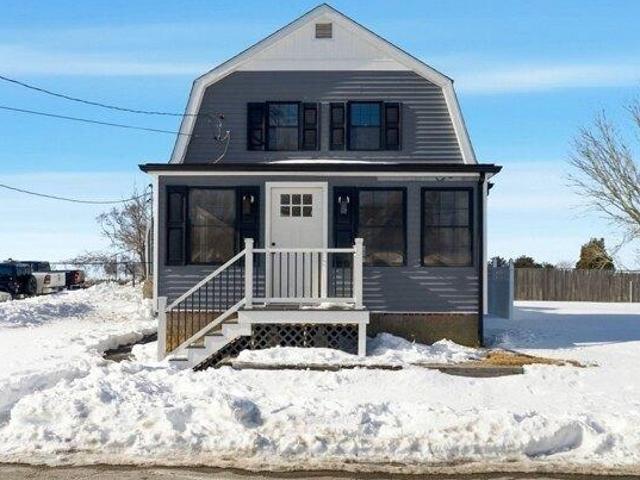 house with 3 bedroom, Acushnet MA ES103223062