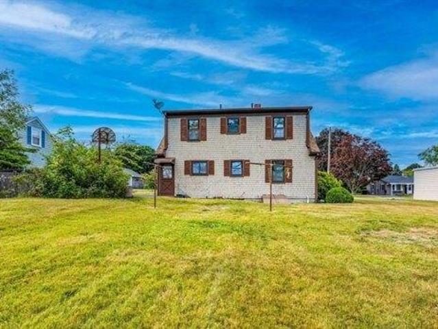 house with 3 bedroom, Acushnet MA ES103662622
