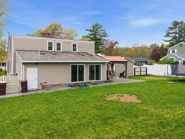 house with 3 bedroom, Acushnet MA ES103929001
