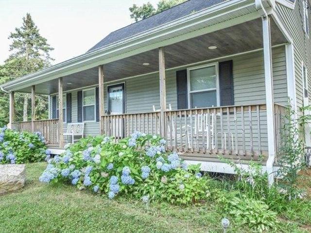 house with 3 bedroom, Acushnet MA ES105093445
