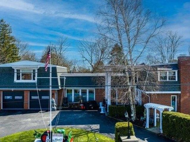 house with 3 bedroom, Acushnet MA ES105190144