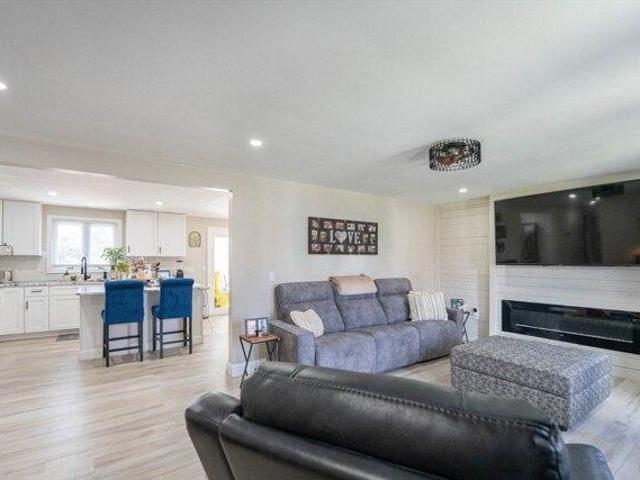 house with 3 bedroom, Acushnet MA ES105108389