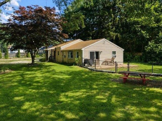 house with 3 bedroom, Acushnet MA ES105117419