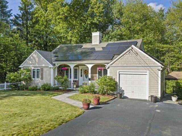 house with 3 bedroom, Abington MA DS102961341