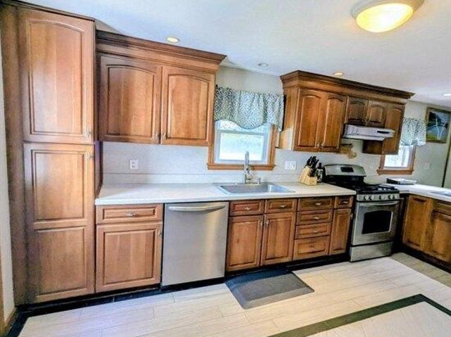 house with 3 bedroom, Abington MA DS103250109