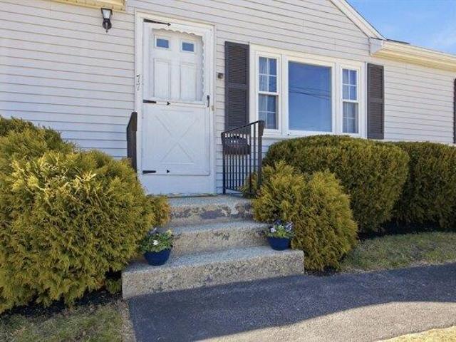 house with 3 bedroom, Abington MA ES103072810