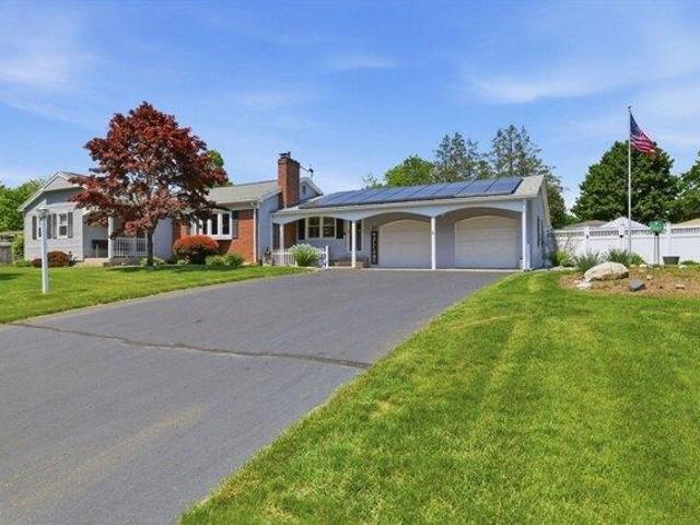 house with 3 bedroom, Agawam MA DLS102478886