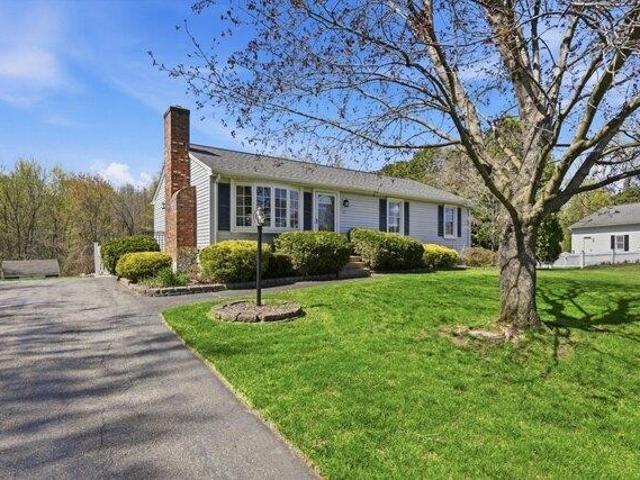 house with 3 bedroom, Agawam MA DS101998385