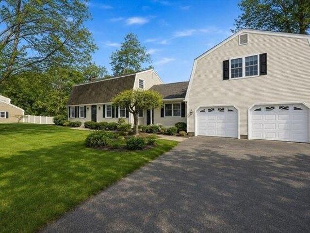 house with 3 bedroom, Agawam MA DS102724197