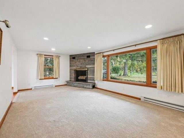 house with 3 bedroom, Agawam MA DS102030129