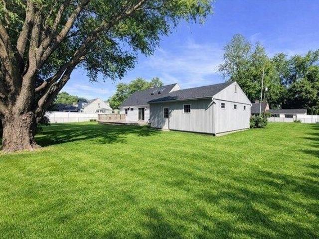 house with 3 bedroom, Agawam MA ES104544047