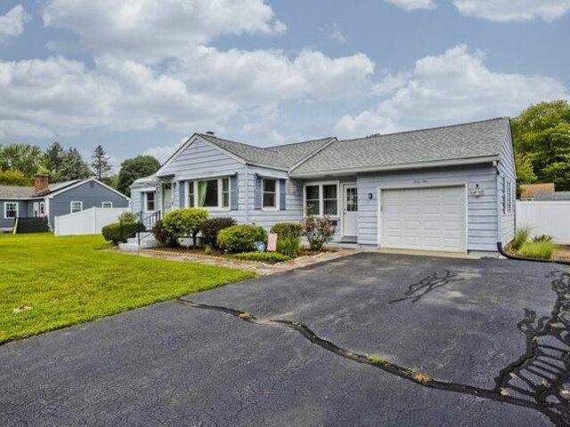house with 3 bedroom, Agawam MA ES105533754