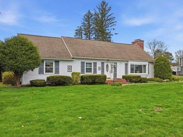 house with 3 bedroom, Agawam MA ES105041822