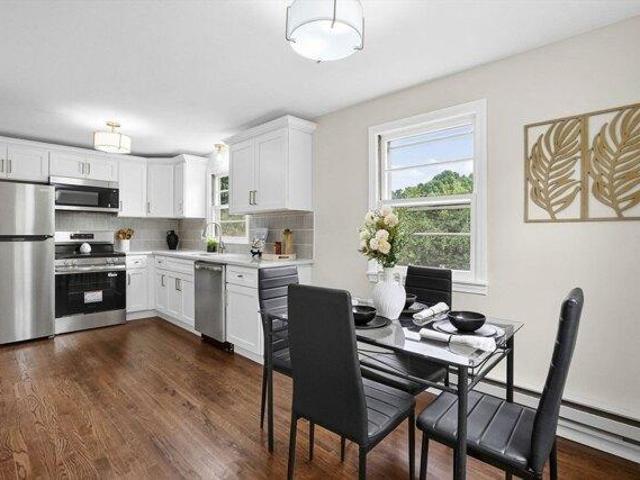 house with 3 bedroom, Agawam MA ES105041129