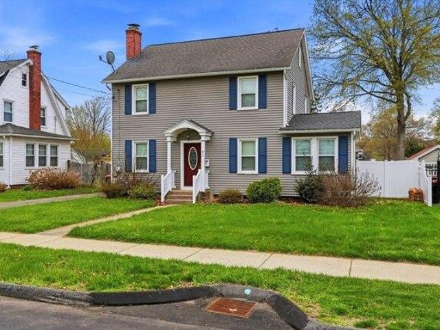 house with 3 bedroom, Agawam MA ES105114464