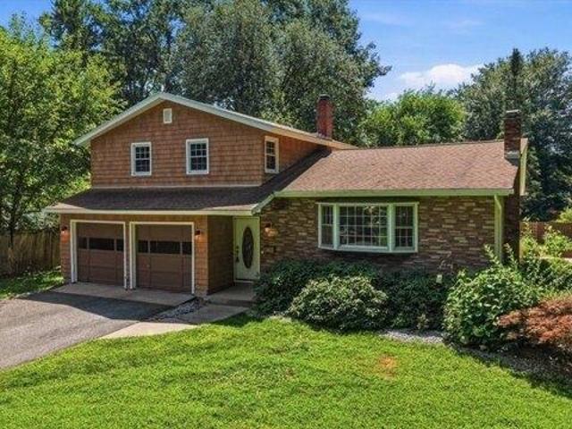 house with 3 bedroom, Agawam MA ES105364748