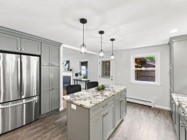 house with 3 bedroom, Agawam MA ES105367689