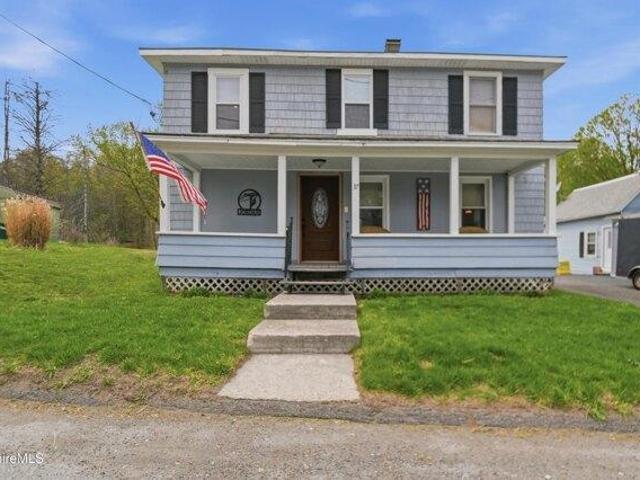 house with 3 bedroom, Adams MA DS103163234